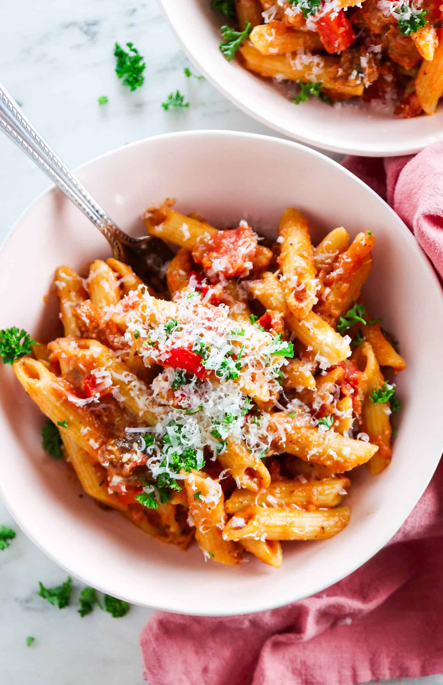 5 Ingredient Sausage and Pepper Penne - Tipps in the Kitch